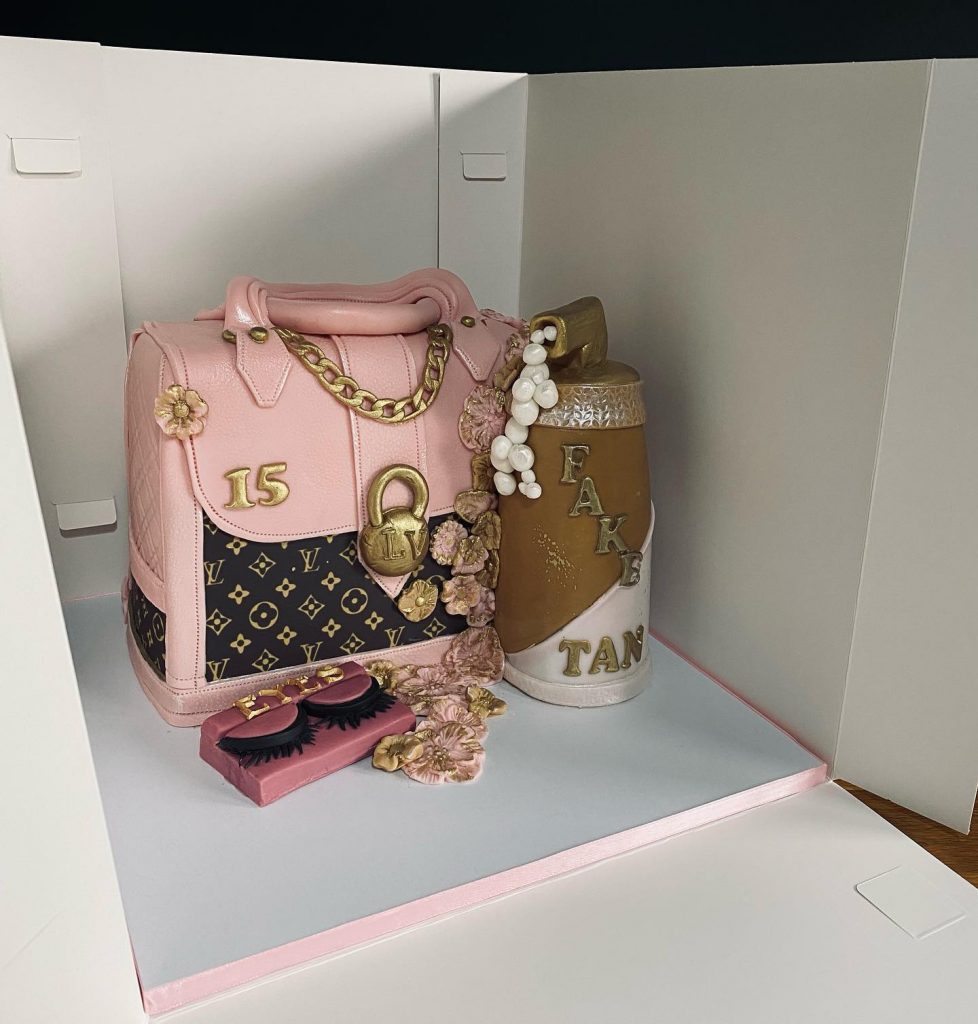 Chloe Maguire’s Cakes 🍰 | West Yorkshire | My Designs - Chloe Maguire's ...