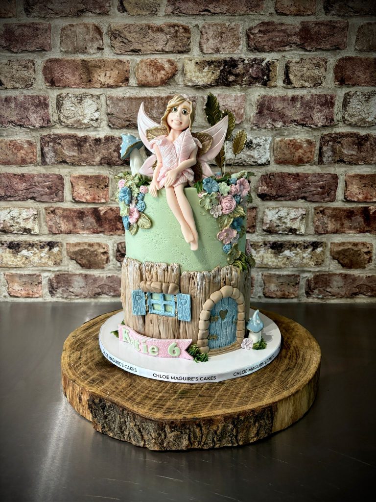 Chloe Maguire’s Cakes 🍰 | West Yorkshire | My Designs